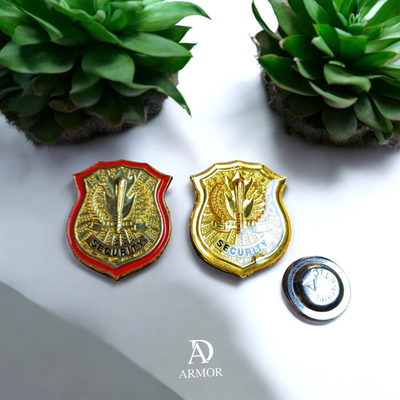 Jual Pin kewenangan satpam kuning kecil list merah dan kuning magnet ...