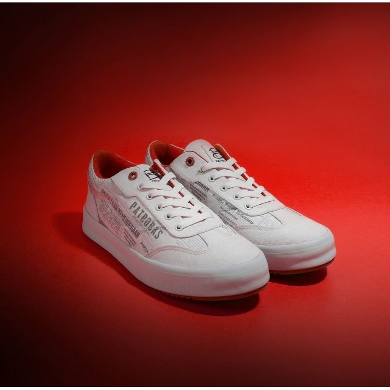 Jual [ORIGINAL 100%] SEPATU PATROBAS KEMERDEKAAN 1945 KE DOEA/EL ...