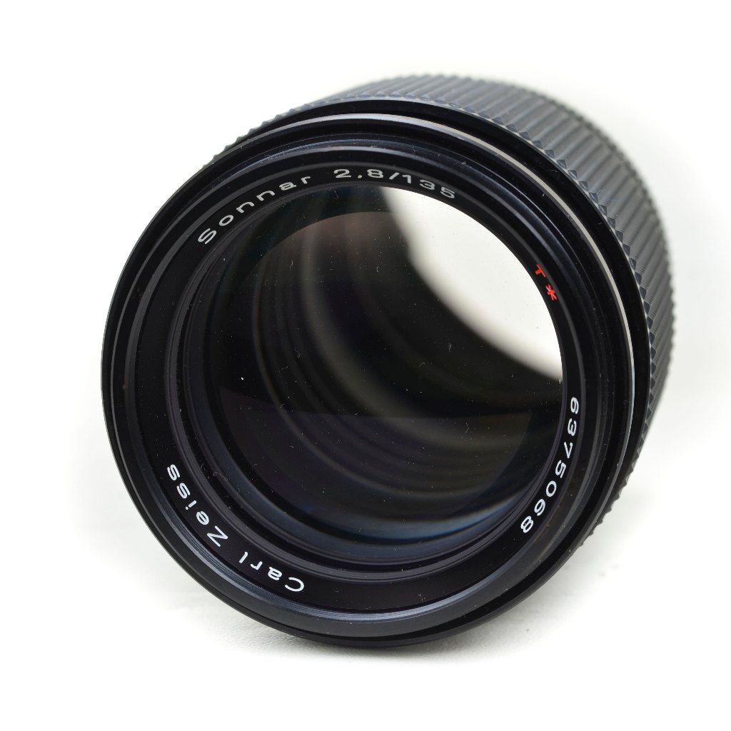 Jual Lensa Carl Zeiss 135mm F2.8 Mounting C/Y | Shopee Indonesia