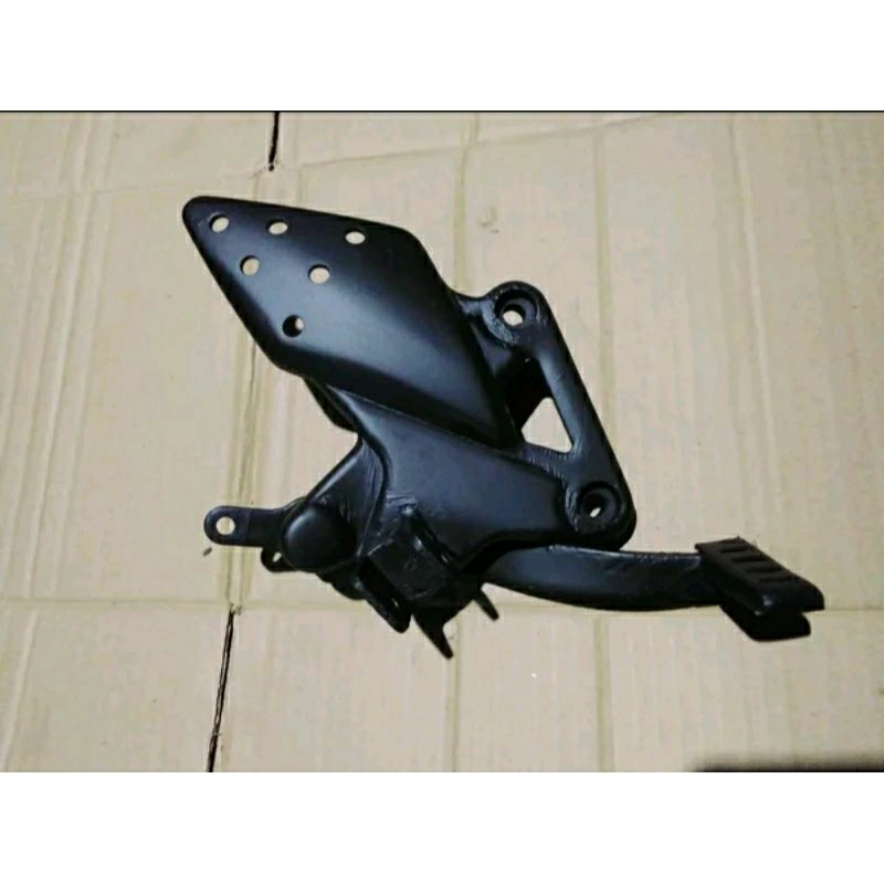 Jual Foot Step Depan Minerva Kanan Plus Pedal Rem Original Copotan ...