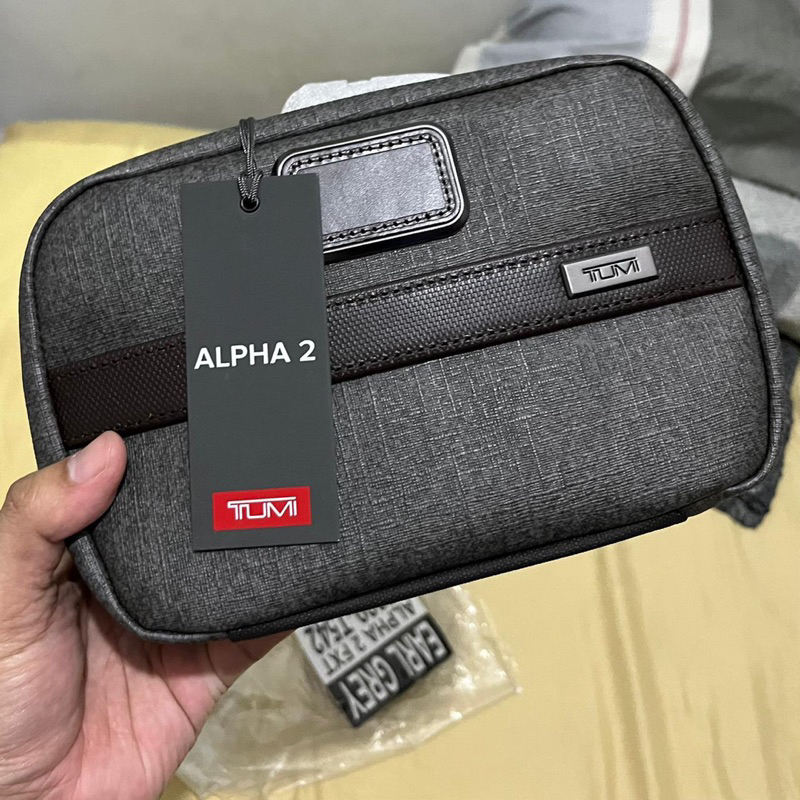 Jual TUMI Alpha 2 - Split travel kit | Shopee Indonesia