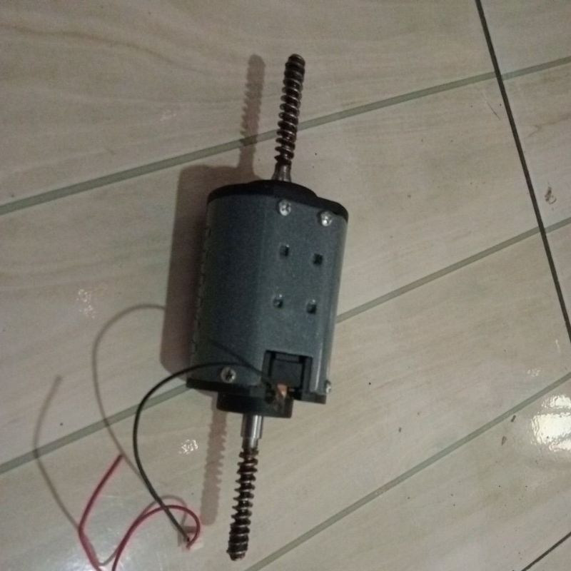 Jual GENERATOR LISTRIK DC 30 W/24 VOLT DOBLE ULIR | Shopee Indonesia