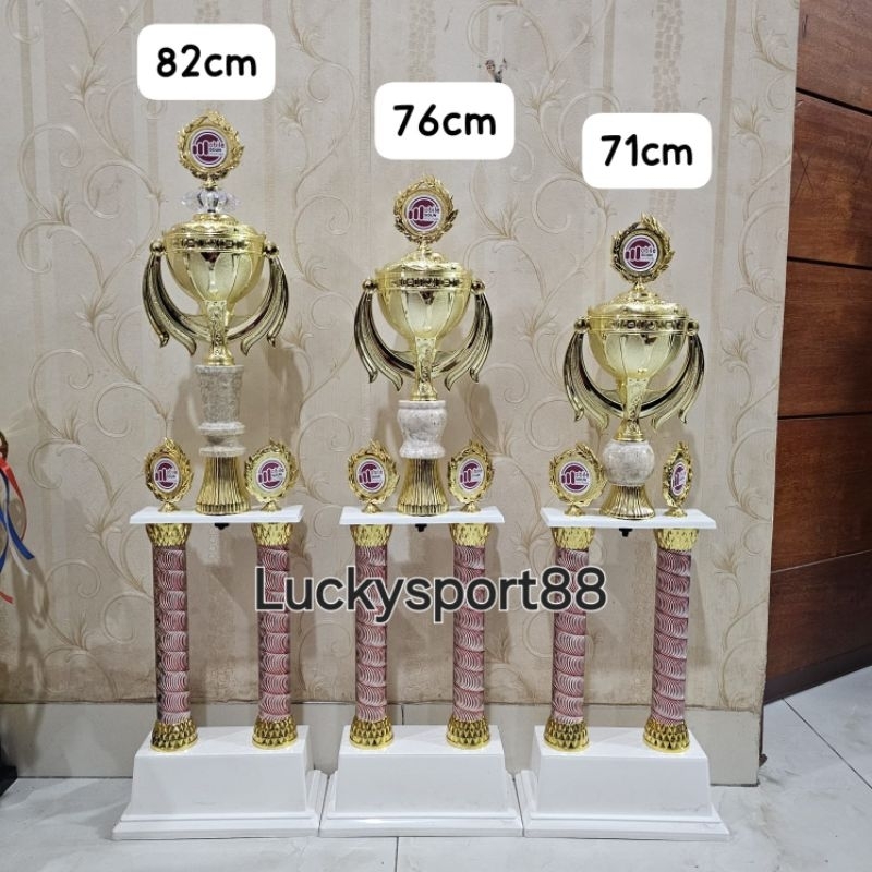 Jual trophy Piala 2Kaki ROYAL MERAH PUTIH BAGUS 1 BUAH | Shopee Indonesia
