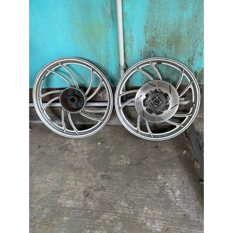 Jual Velg Enkei Yamaha Made in Japan r18 | Shopee Indonesia