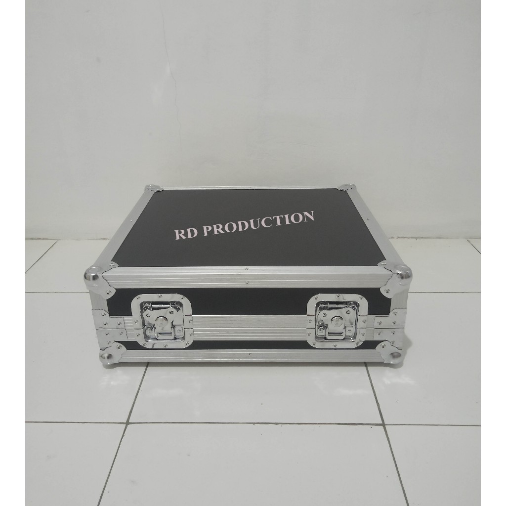 Jual HARDCASE MIXER SOUNDCRAFT 12 CHANNEL HARD CASE 12 CHANNEL flight ...