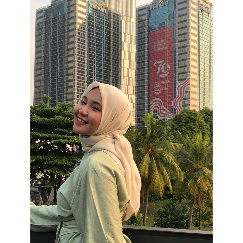 Jual Ragdha Hijab Model Persegi 115 cm x 115 cm Lembut Anti Lecek | Shopee Indonesia