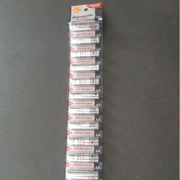 Jual BATERAI UKURAN A4 ISI 12 MERK PANASONIC | Shopee Indonesia
