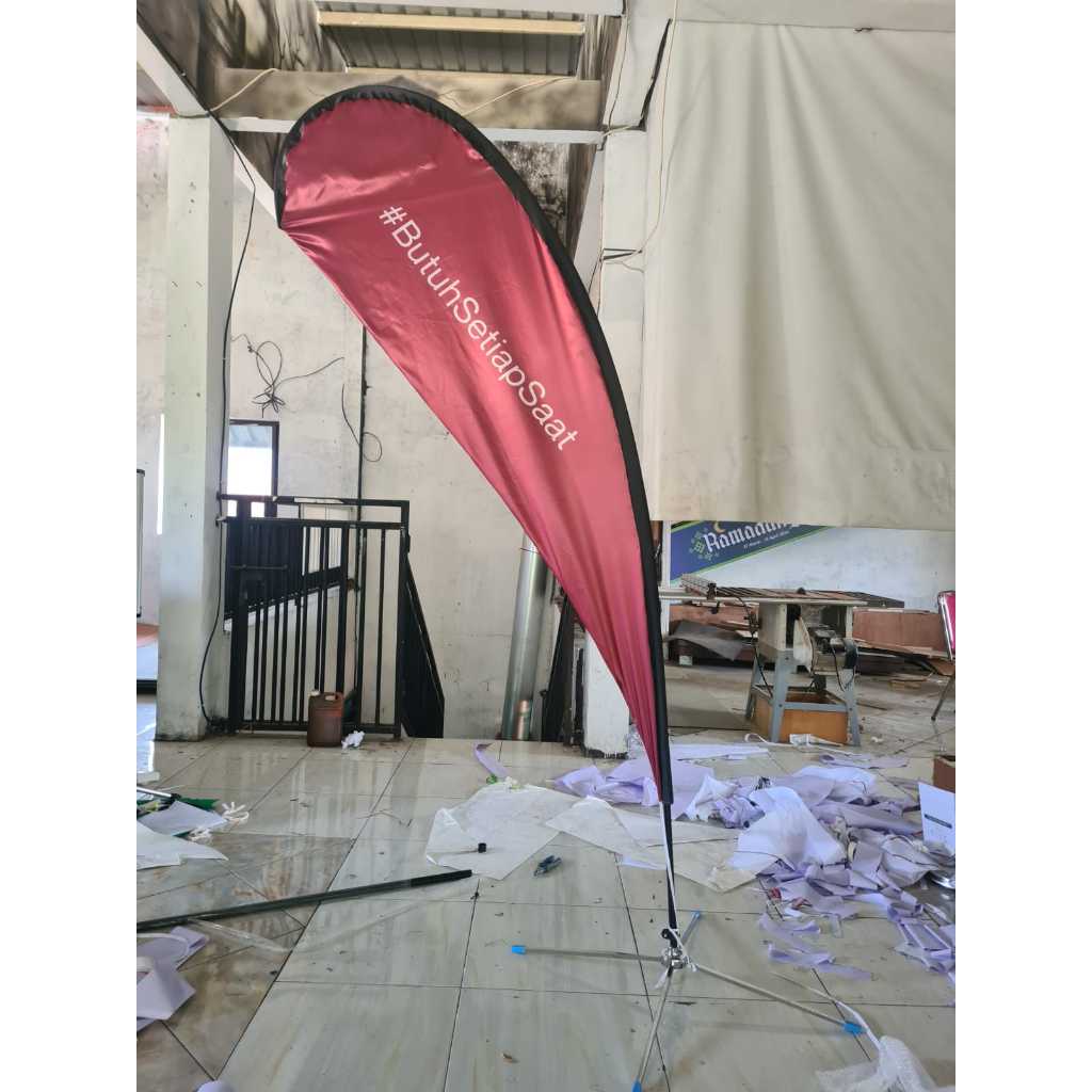 Jual Tear Drop Feather/Bendera Pantai/Beach Flag Custom Printing ...