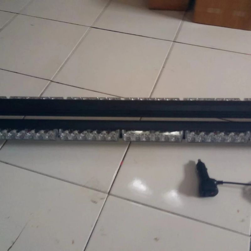 Jual Lampu Signal 2 row 318-6 Lampu Rooftop 318-6mata warna kuning ...