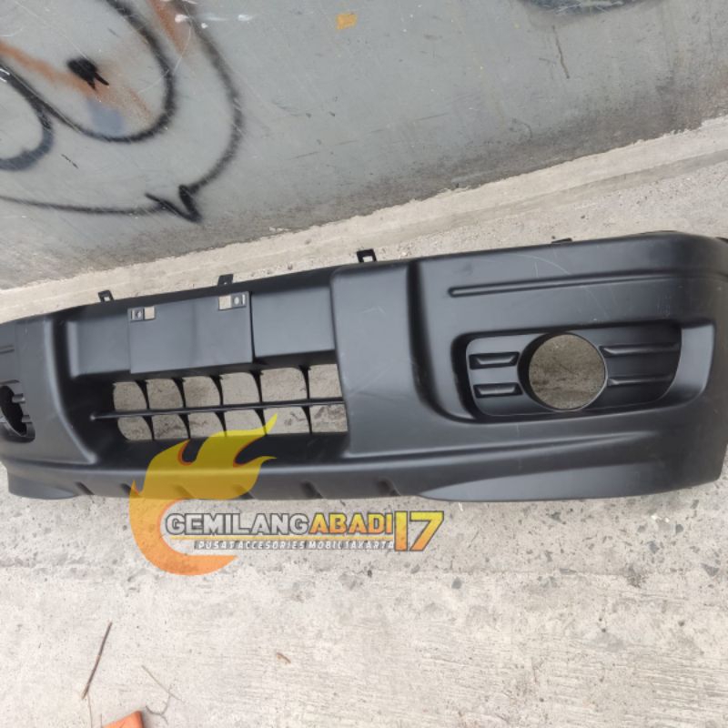 Jual bumper bemper depan kuda new grandia 2006 kondisi baru oke ori ...