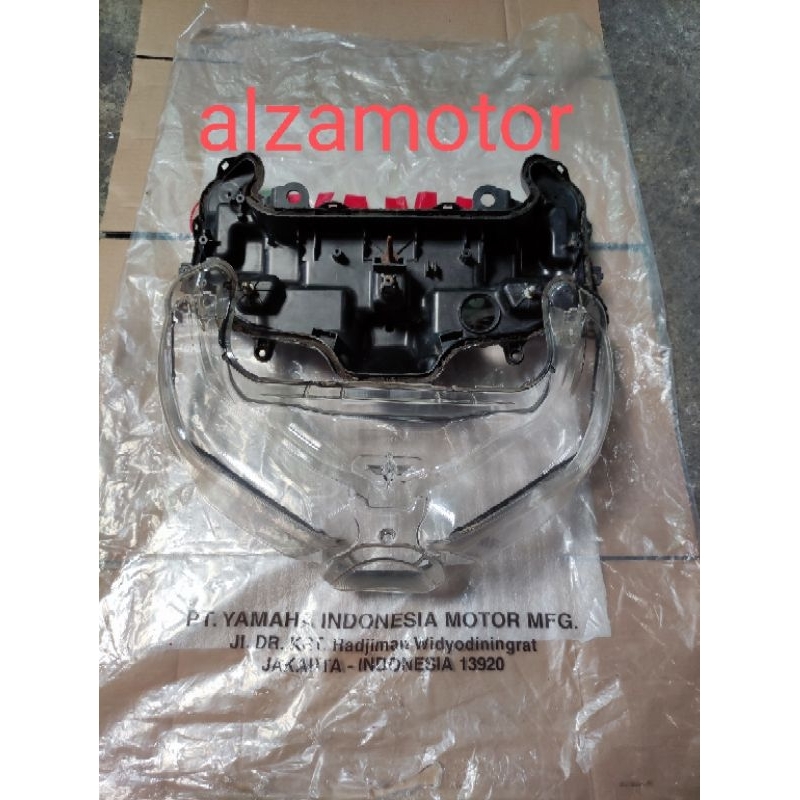 Jual Housing Reflektor dan Mika kaca lampu depan Xmax 250 old original ...