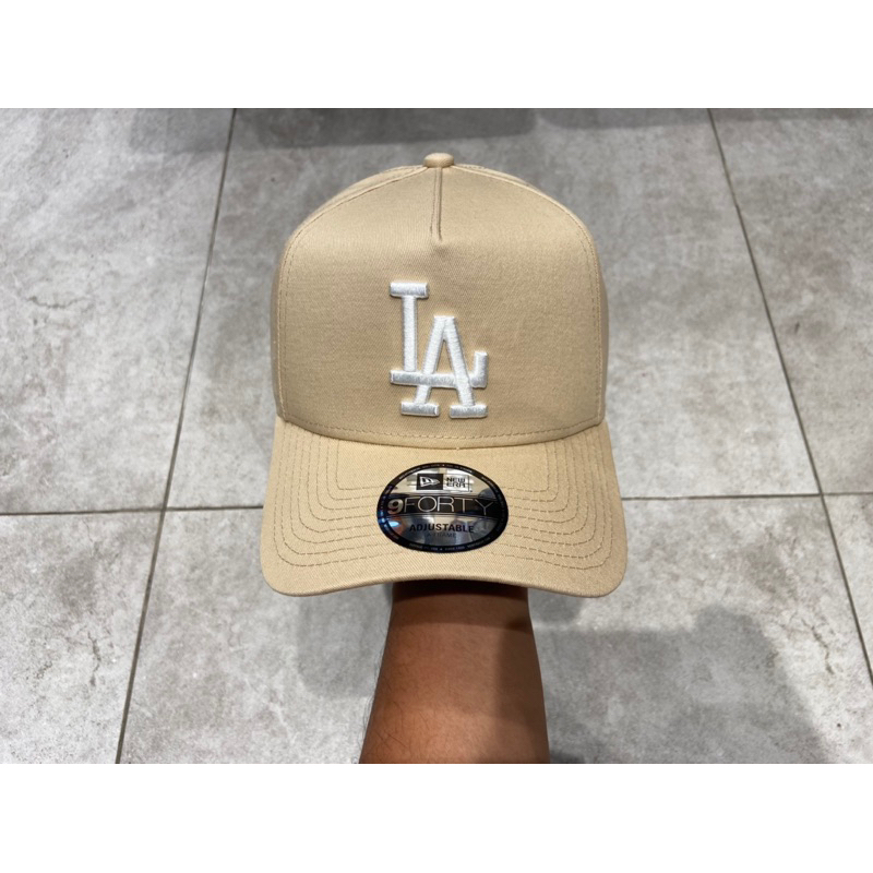 Jual New era cap 940AF Q124 OATMILK OSFM | 60494626 | Shopee Indonesia