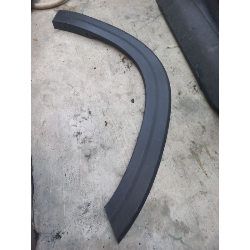 Jual Over Fender Moulding Depan Innova Zenix Tipe G dan V Hybrid Zenix ...