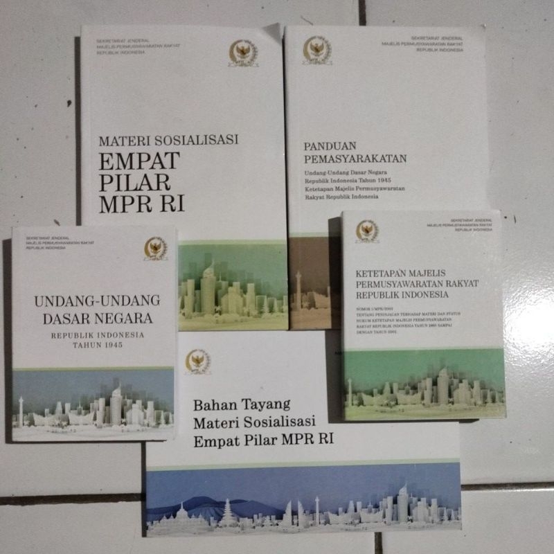 Jual buku materi sosialisasi empat pilar MPR RI 1 set 5 buku | Shopee Indonesia