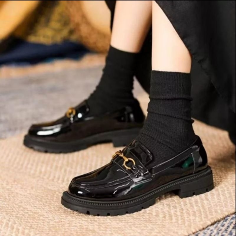 Jual Sepatu Docmart Wanita / Sepatu cewe casual / Sepatu sekolah/kerja ...