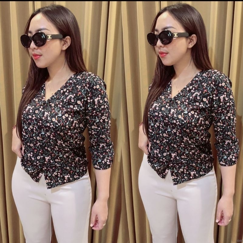 Jual Blouse Kancing Rayon Wanita Motif Bunga LD 100 -110cm | Shopee ...