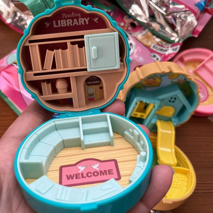 Jual Mainan Rumah Rumahan Anak Doll House Mini Pocket House Surprise ...