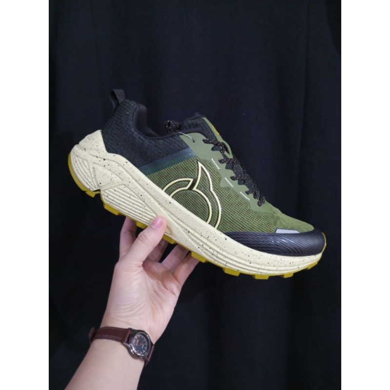 Jual SEPATU TRAIL RUNNING ORTUSEIGHT SHKHARA 100% ORIGINAL | Shopee ...