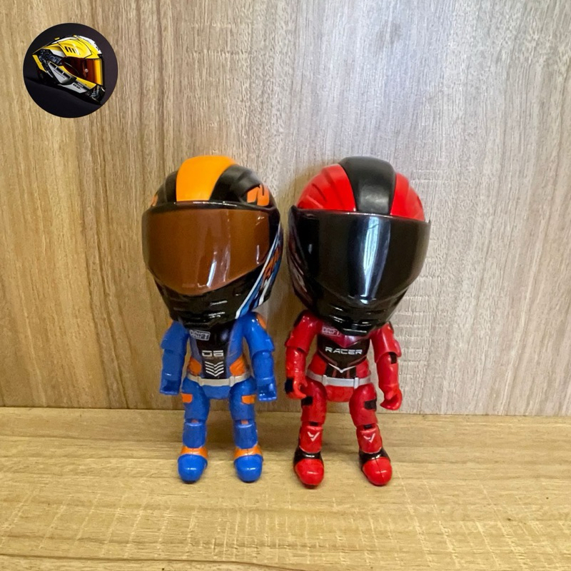 Jual figure motoGP skala 1/18 dengan helm | Shopee Indonesia