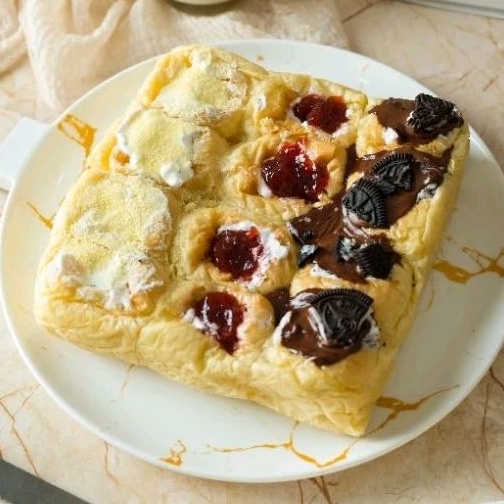Jual roti soft milk brioche - creamy club - nutella / strawberry / snow ...