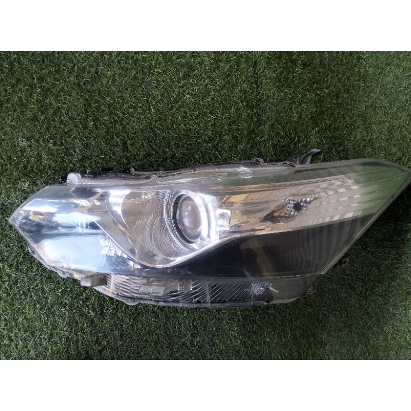 Jual Headlamp Lampu Depan Toyota Vios GEN 3 HID (Kiri) | Shopee Indonesia