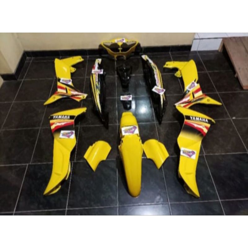 Jual cover body bodi full set halus jupiter z new warna kuning | Shopee ...