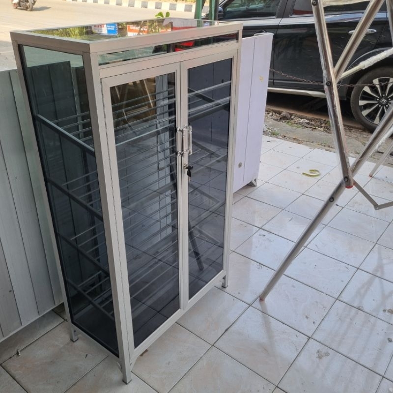 Jual LEMARI SEPATU ALUMINIUM KACA | Shopee Indonesia