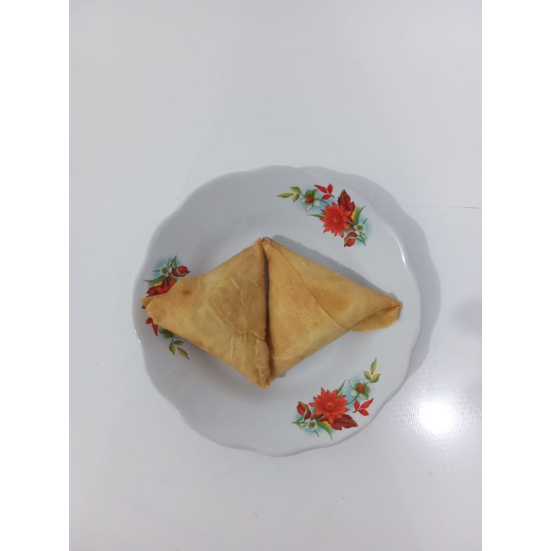 Jual samosa daging cincang Frozen (10 pcs) | Shopee Indonesia