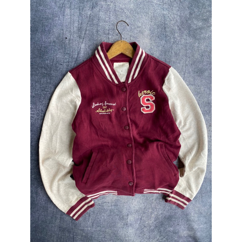Jual Varsity Jacket LATIV(M) | Shopee Indonesia