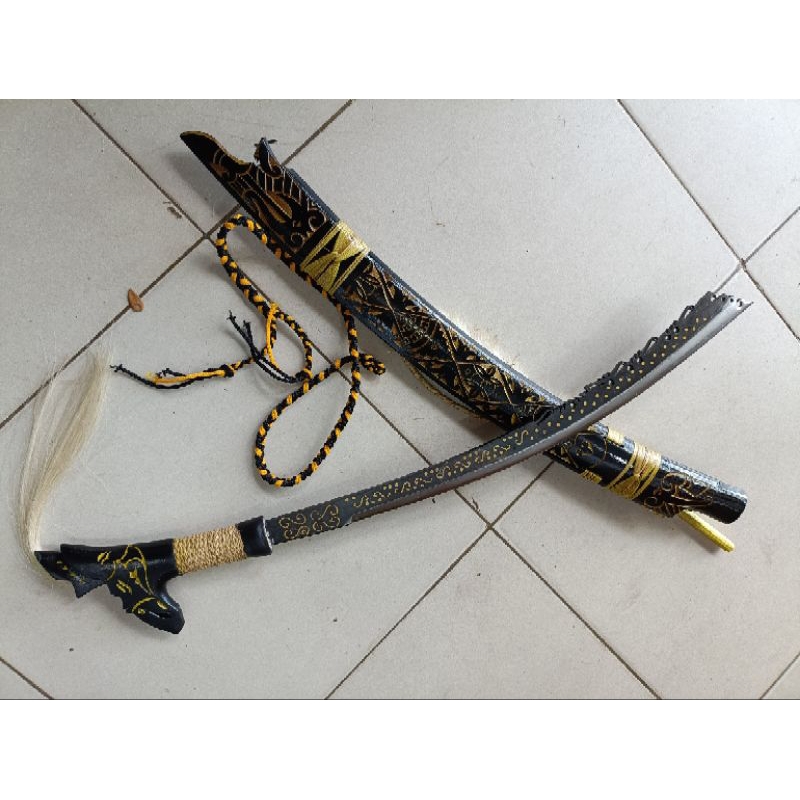 Jual Mandau Dayak Khas Kalimantan Mandau Jimpul / Lais Ukuran 85Cm ...
