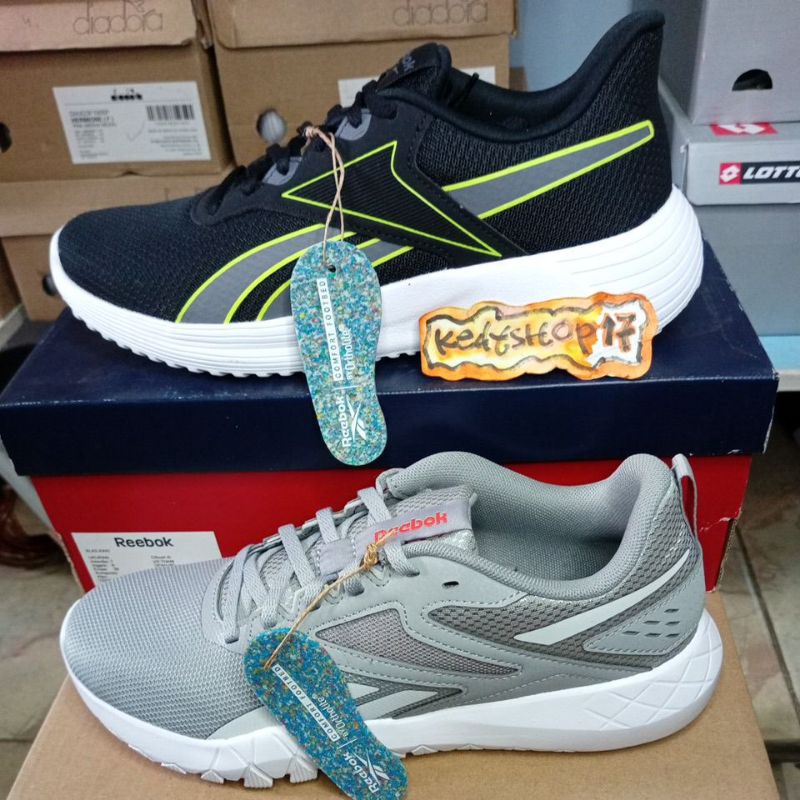 Jual Sepatu Reebok running shoes original (pilih variasi) | Shopee ...