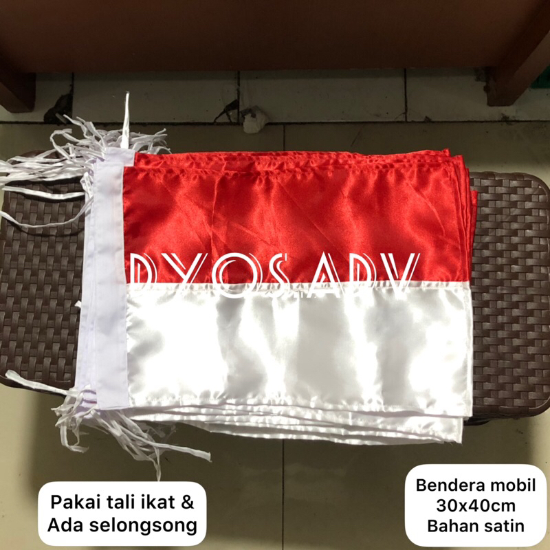 Jual bendera mobil merah putih 30 x 40 cm bahan satin | Shopee Indonesia