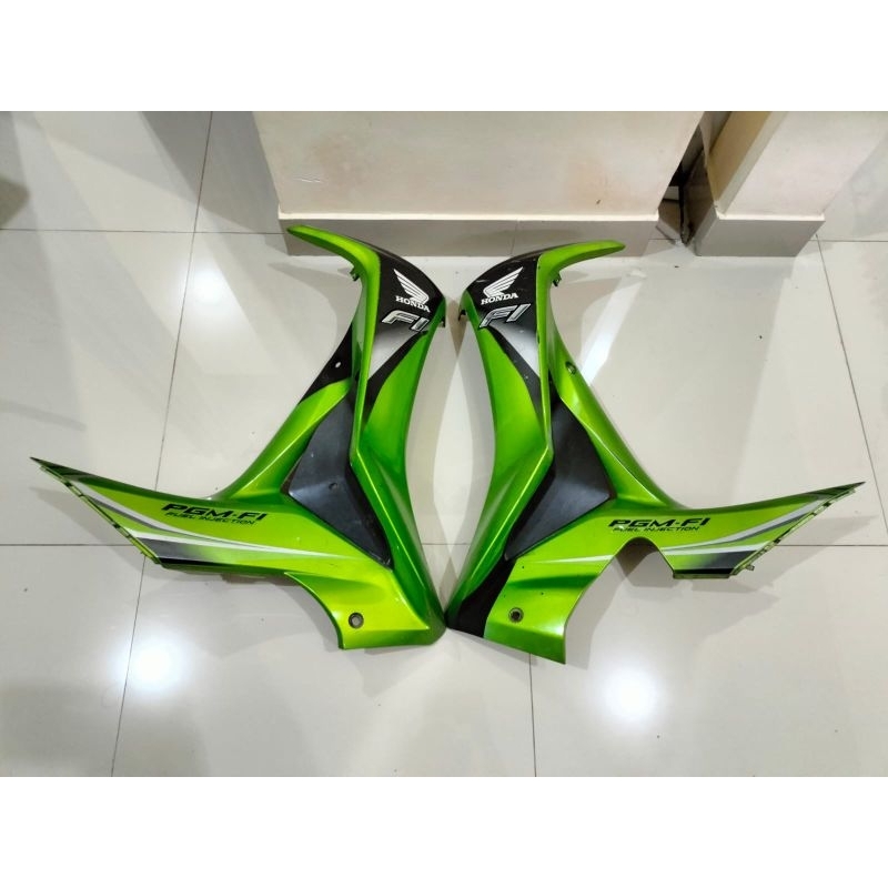Jual cover sayap luar depan tebeng depan Honda Supra x 125 helm in ...