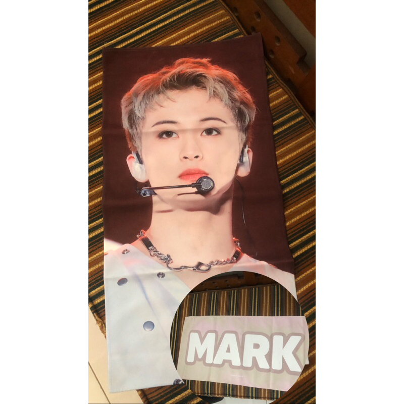 Jual SLOGAN MARK LEE BY FANSITE ( BACA DESKRIPSI) | Shopee Indonesia