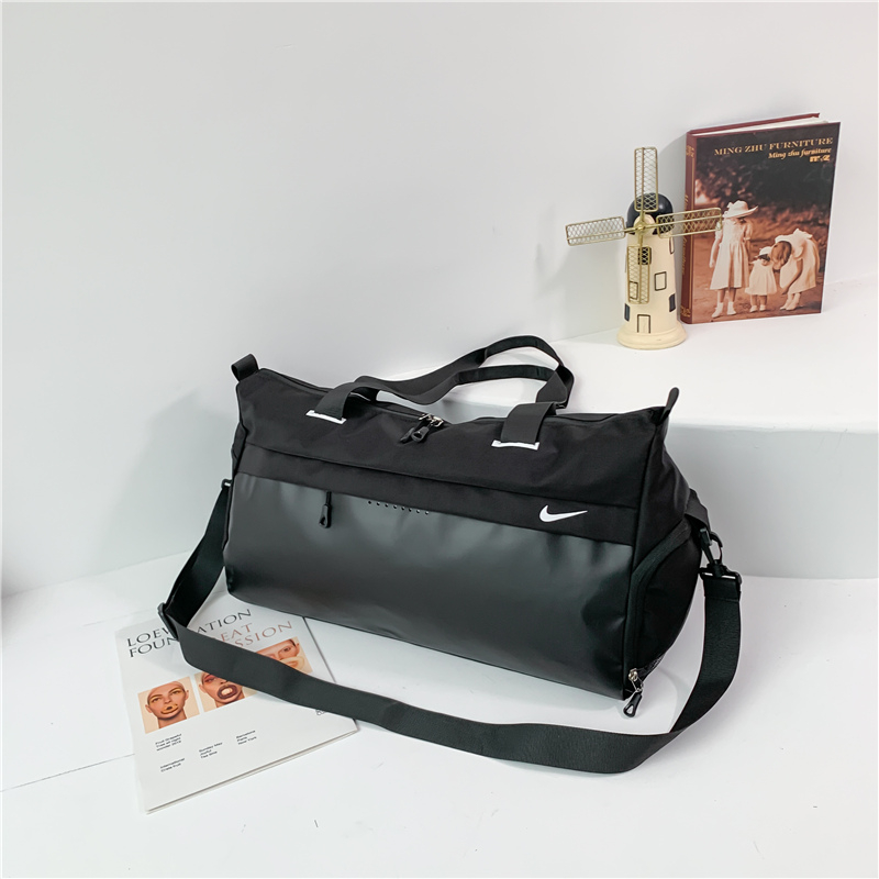 Jual Tas Sporty Tas Selempang Tas Gym & Fitness Travel Bag#2172 ...