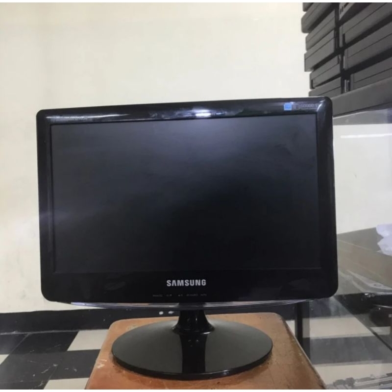 Jual MONITOR SAMSUNG 16INCH LENGKAP KABEL | Shopee Indonesia