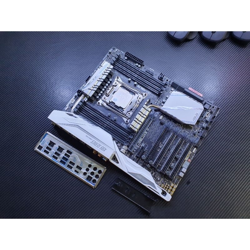 Jual MAINBOARD ASUS X99 DELUXE II PROCESSOR XEON 10 CORE | Shopee Indonesia