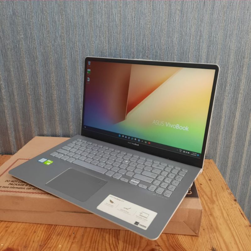 Jual Laptop Asus Vivobook S15 X530UN Core i5-8250U Ram 4/1Tb+128Gb BERGARANSI CICILAN | Shopee ...