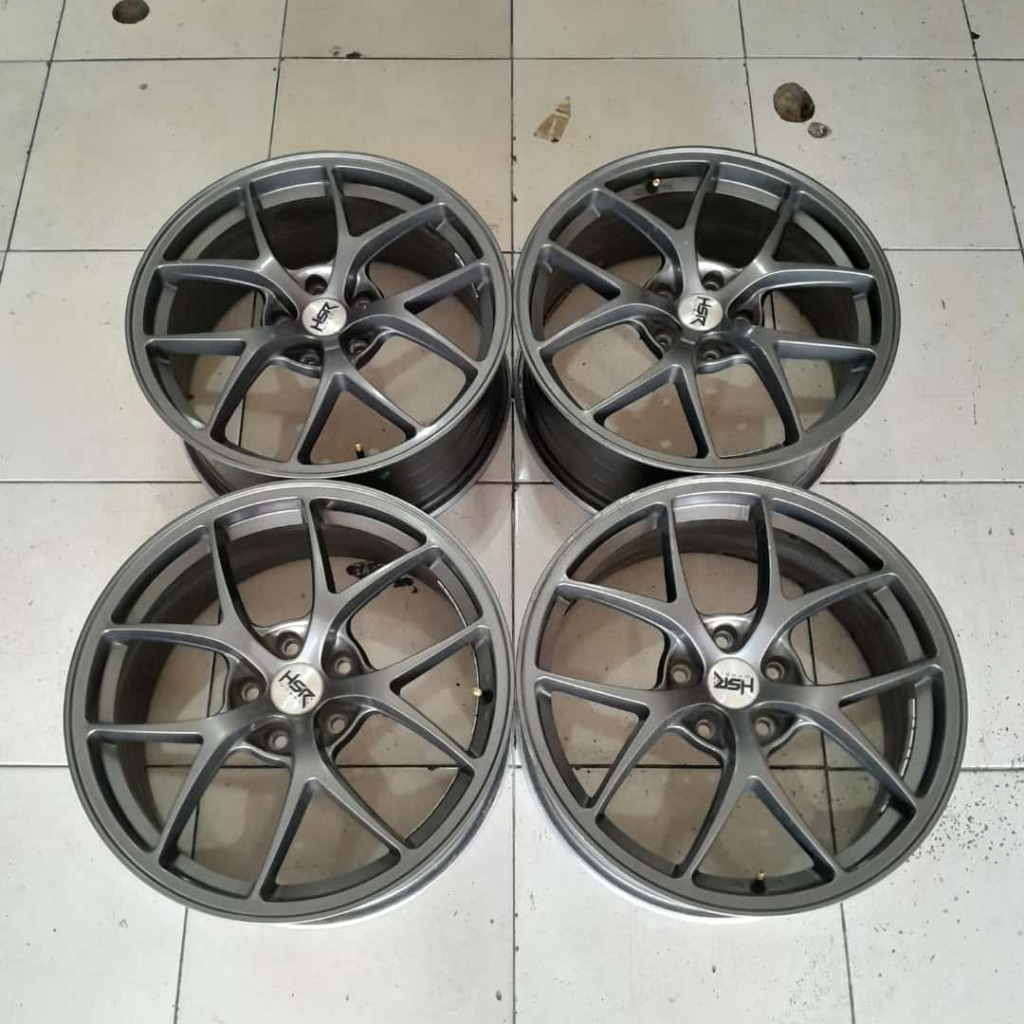 Jual Velg Mobil Bekas R18 Hsr Wurzburg, Innova, Zenix, Reborn, Civic ...
