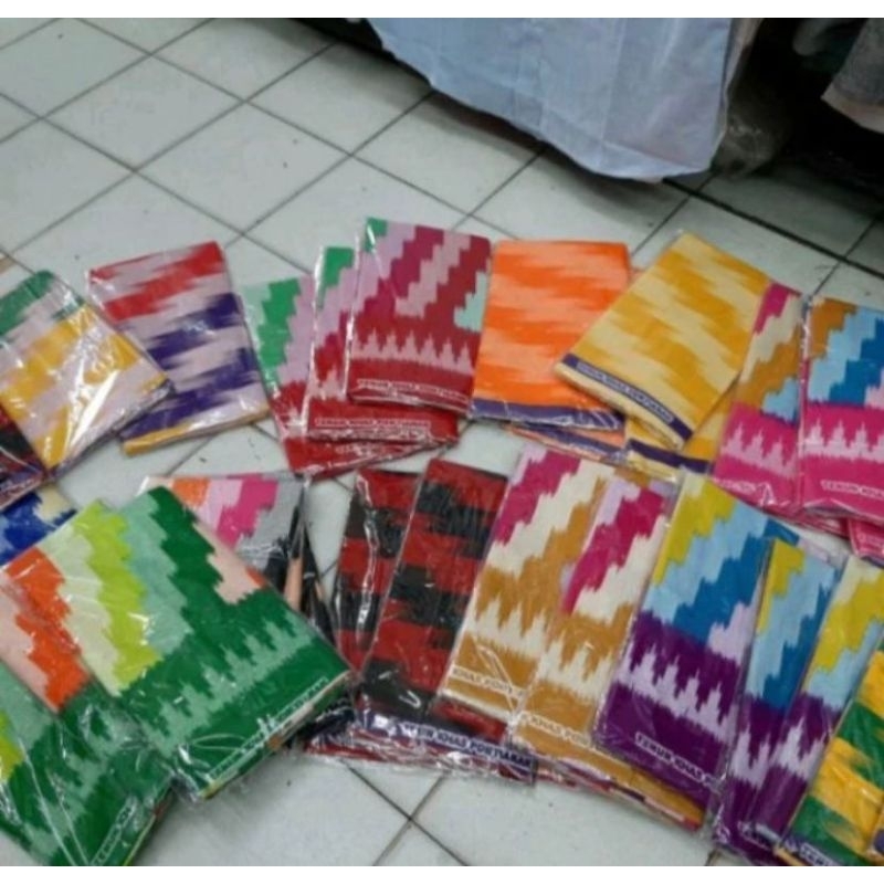 Jual Kain corak insang khas pontianak / kain corak insang / corak ...
