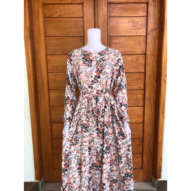 Jual Gamis Motif Bunga Kecil Rayon Viscos Uk M-XL | Shopee Indonesia