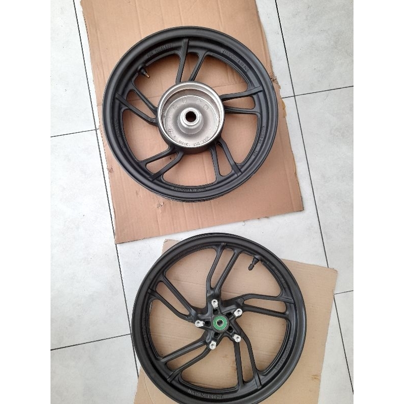 Jual velg Pelek Vario 150 NEW Depan Belakang Set Asli atau Ori Honda ...