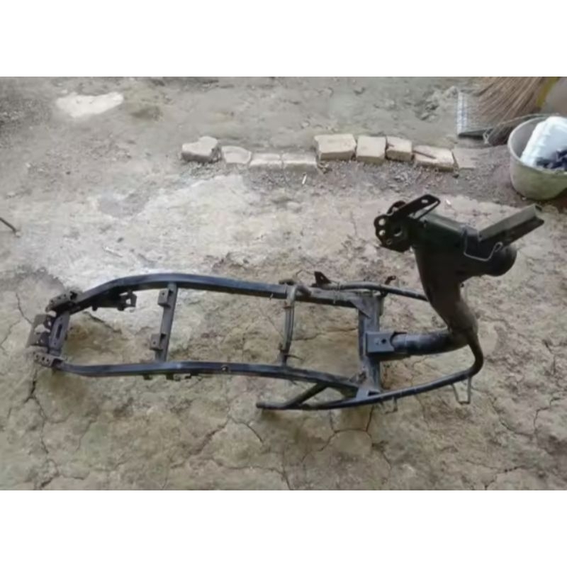 Jual rangka honda beat karbu rangka / sasis /freme beat karbu | Shopee ...
