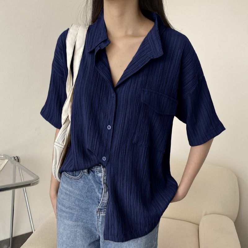 Jual Kemeja Wanita Helen Shirt Basic Lengan Pendek Lady Crush | Shopee ...
