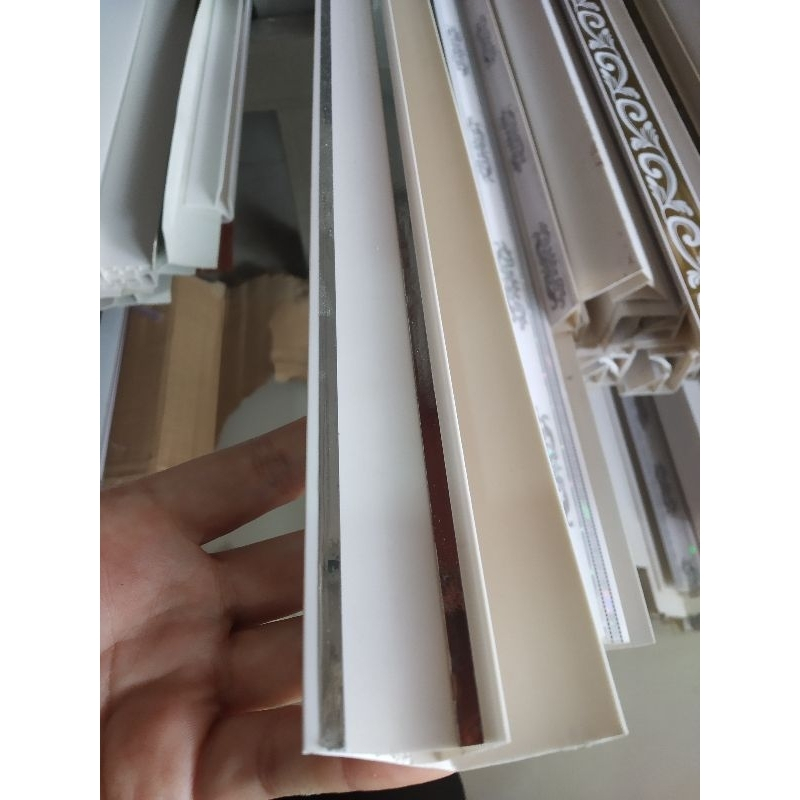 Jual Lis Dinding PVC List Plafon PVC Lis Sudut Plafon Untuk Pinggiran Dan Aksesoris Plafon PVC ...