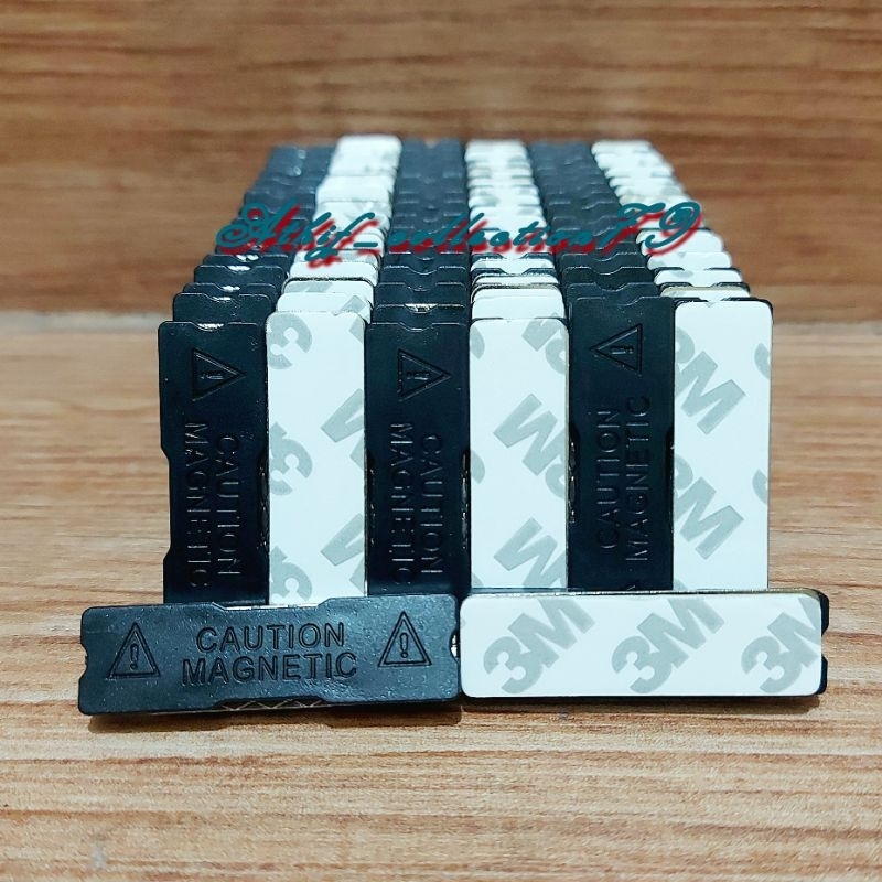 Jual Magnet Name Tag Magnet Papan Nama Magnet Nama Dada Magnet Bulat ...