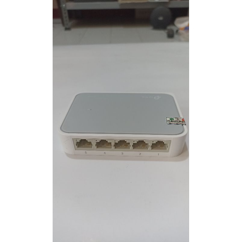 Jual TP-LINK TL-SF1005D - 5-Port 10/100Mbps Desktop Switch | Shopee ...