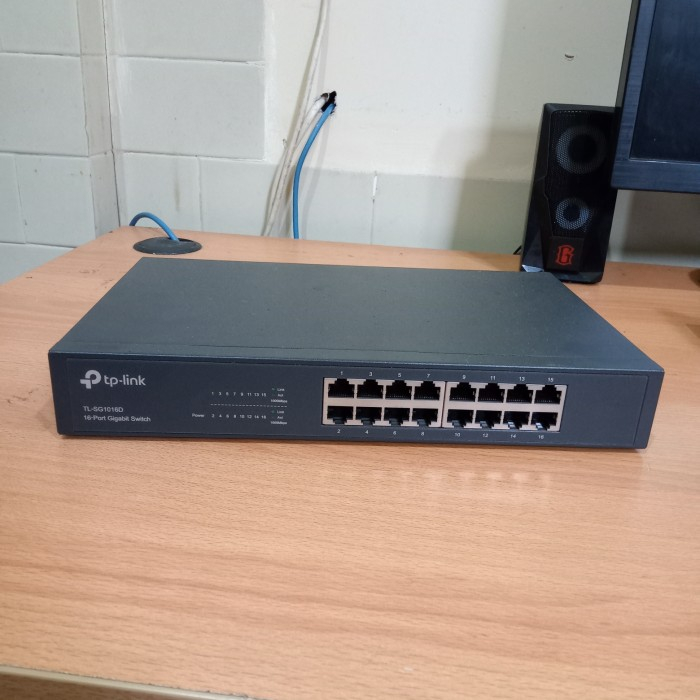 Jual Switch Hub 16-Port Gigabit TP-LINK TL-SG1016D | Shopee Indonesia