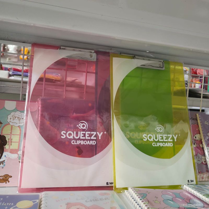 Jual ATK-POINT | CLIPBOARD / PAPAN DADA SQUEEZY Transparan / papan ...
