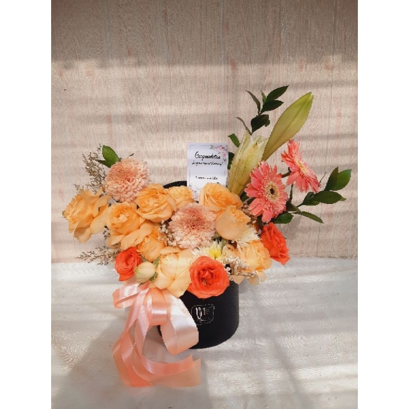 Jual Bloom Box flower Fresh Young-mi/ bloom box bunga asli/bloom box semarang/buket semarang ...